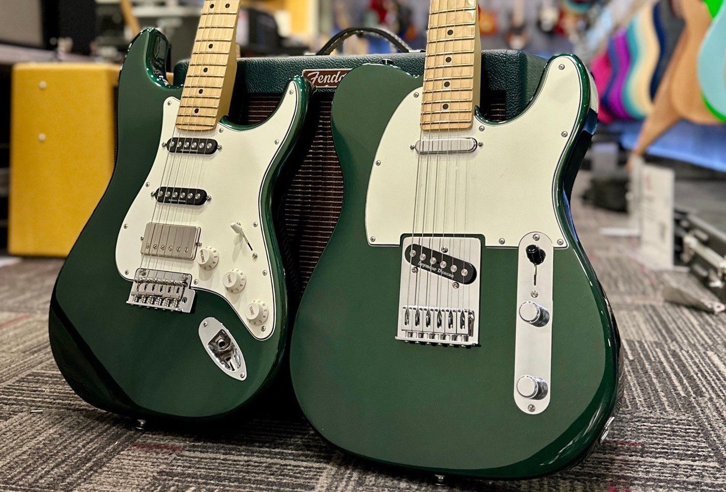 Qué características tiene una Fender Stratocaster verde oscuro